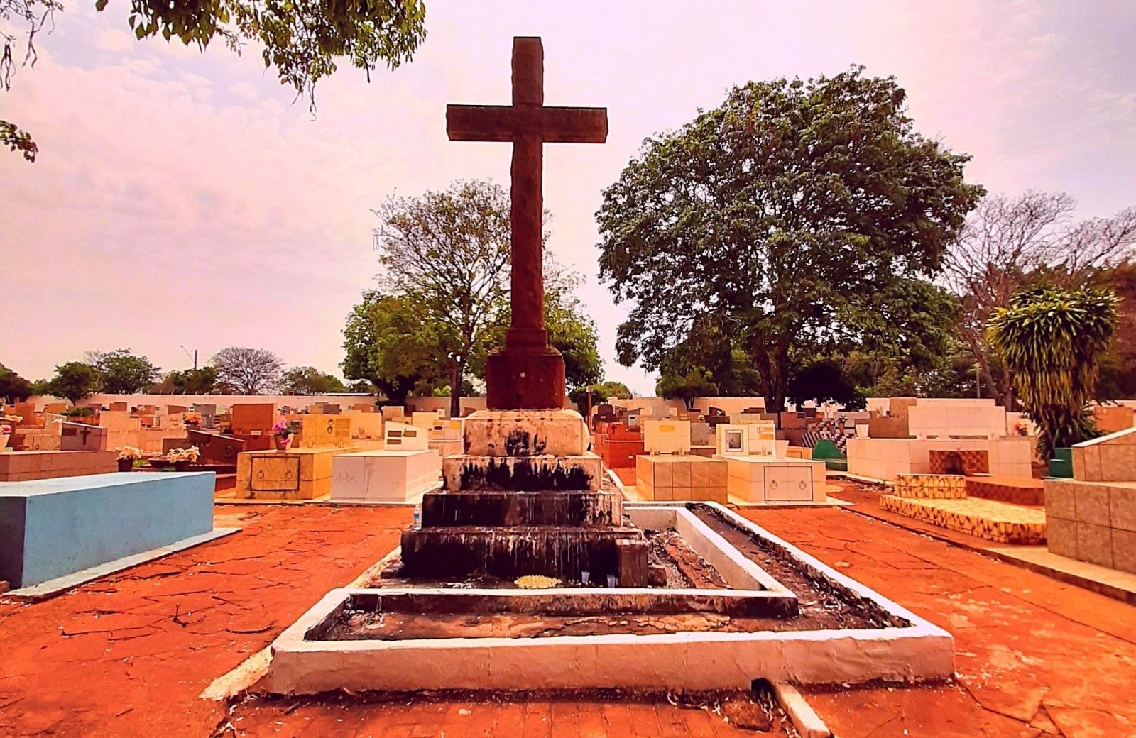 Prefeitura de Santa Cruz do Rio Pardo - Pontos turísticos